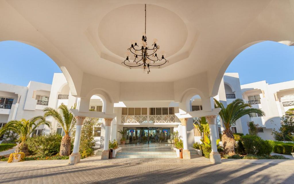 Djerba Holiday Beach Hotel, Djerba | 2024 Updated Prices, Deals