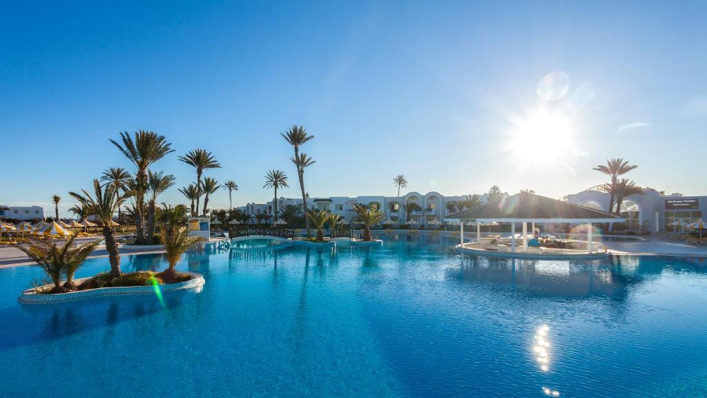 Djerba Holiday Beach Hotel, Djerba | 2025 Updated Prices, Deals