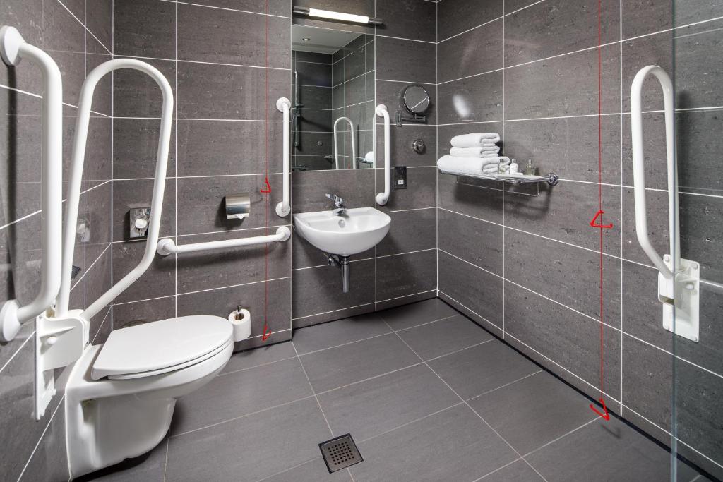 Radisson Blu Hotel Cardiff, Cardiff | 2024 Updated Prices, Deals