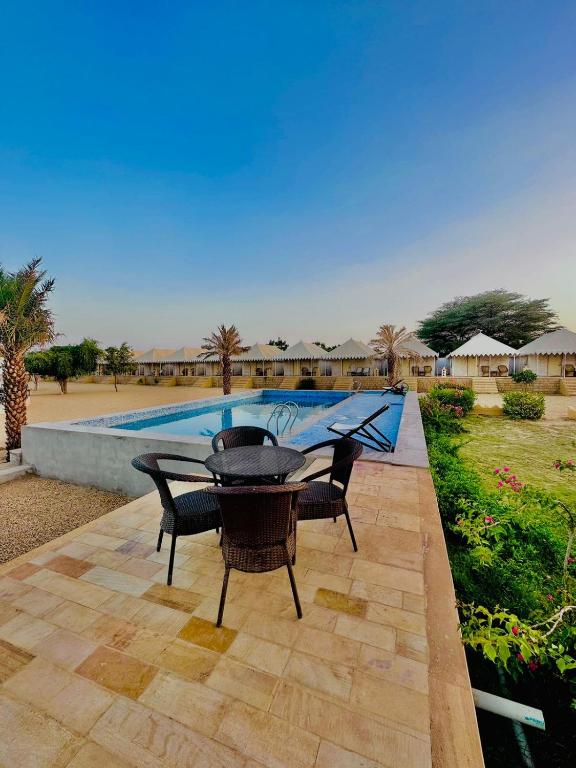 Desert Dream Royal Resort in Sām, India - reviews, prices | Planet of ...