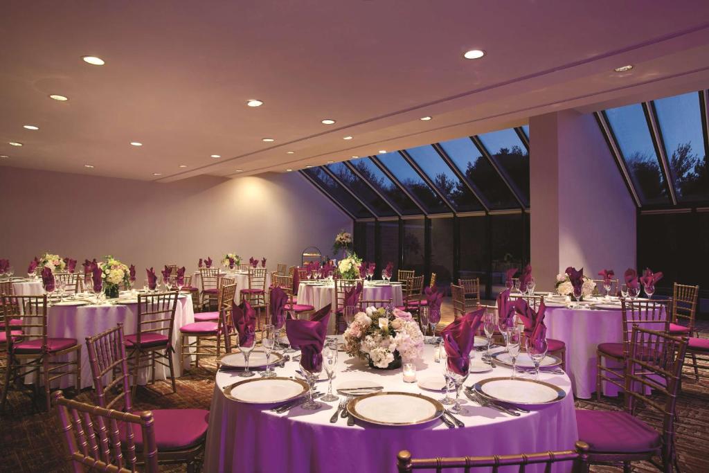 Hilton Boston/Dedham, Dedham (MA) | 2025 Updated Prices, Deals