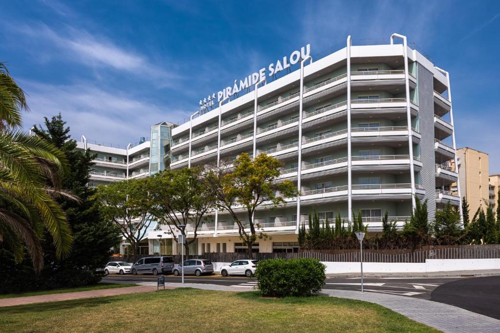 Ponient Piramide Salou by PortAventura World Hotel - Deals, Photos ...