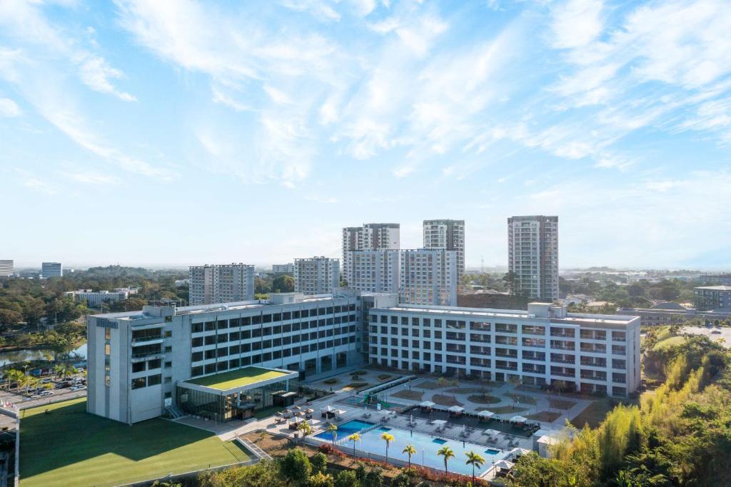 Hilton Clark Sun Valley Resort, Angeles / Clark | 2024 Updated Prices ...