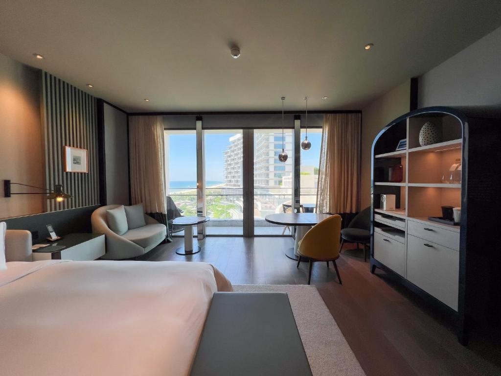 Best Price on New World Hoiana Beach Resort in Hoi An + Reviews!
