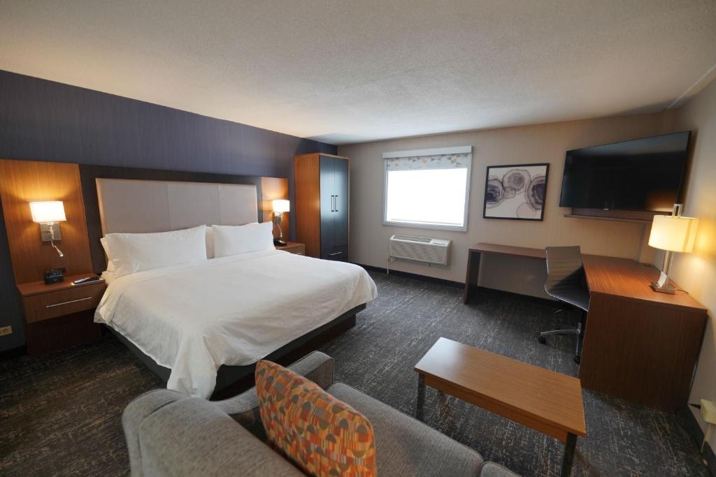 Holiday Inn Hotel & Suites Chicago-Carol Stream/Wheaton, Carol Stream ...