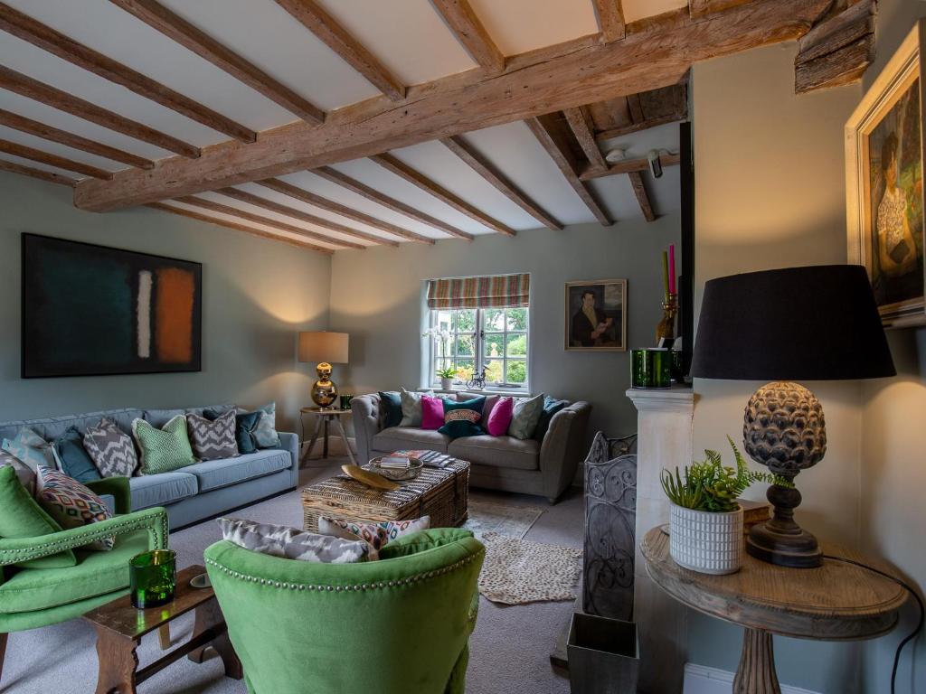 Beecham Farmhouse | Cotswolds Guide