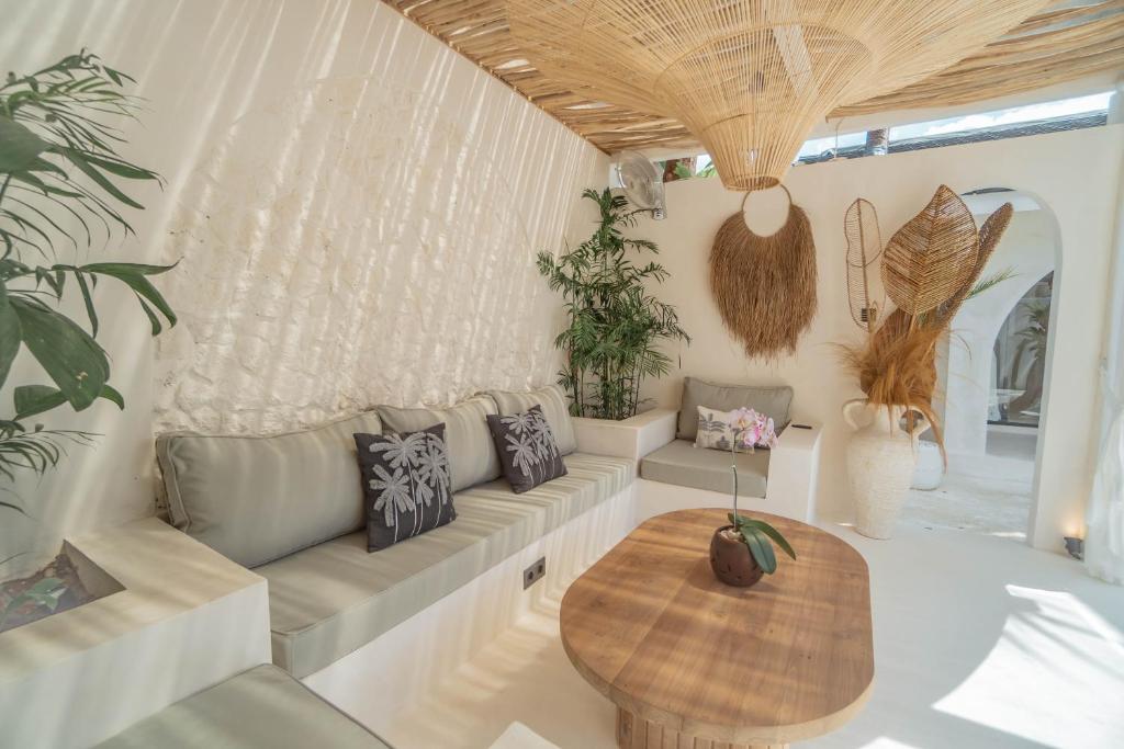 Bohemian Jogja Villas with Private Pool Hotel (Yogyakarta) - Deals ...