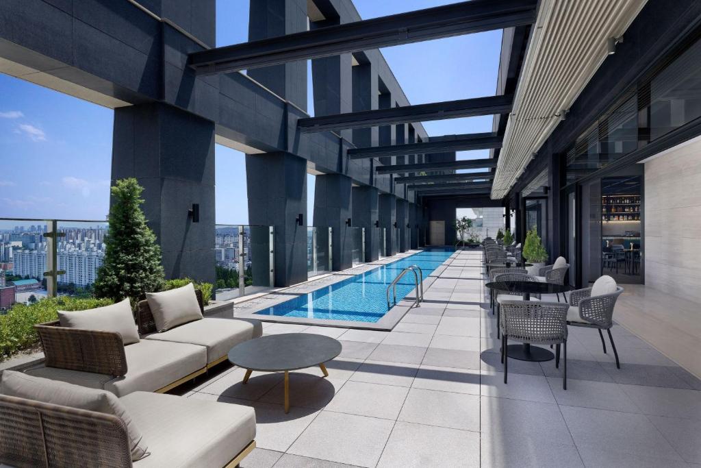 Four Points by Sheraton Suwon Hotel (Suwon-si) - Deals, Photos & Reviews