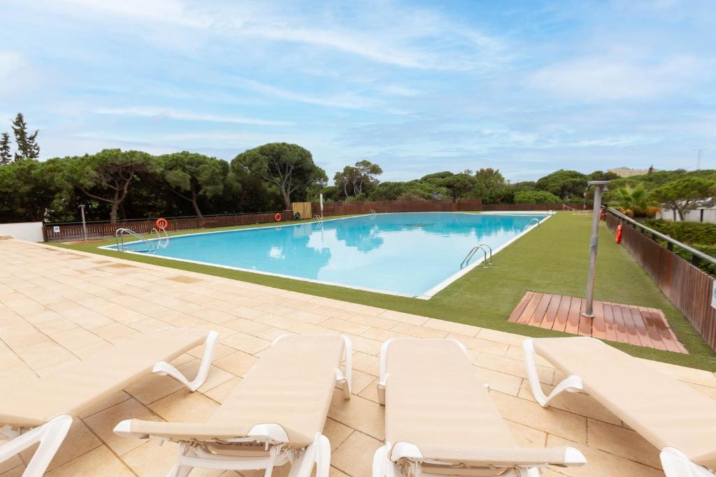 Holacamp Barcelona in Gavà, Spain - reviews, prices | Planet of Hotels