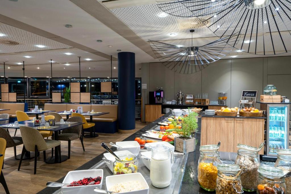voco Dusseldorf Seestern, an IHG Hotel - Updated Deals 2024
