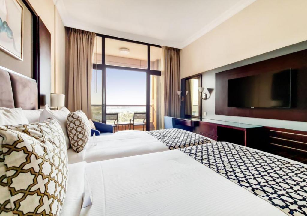 Two Seasons Hotel & Apartments, Dubai | 2025 Updated Prices, Deals