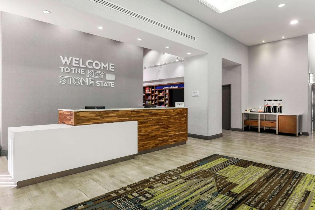 Hampton Inn & Suites Pittsburgh Downtown, Pittsburgh (PA) | 2024 ...