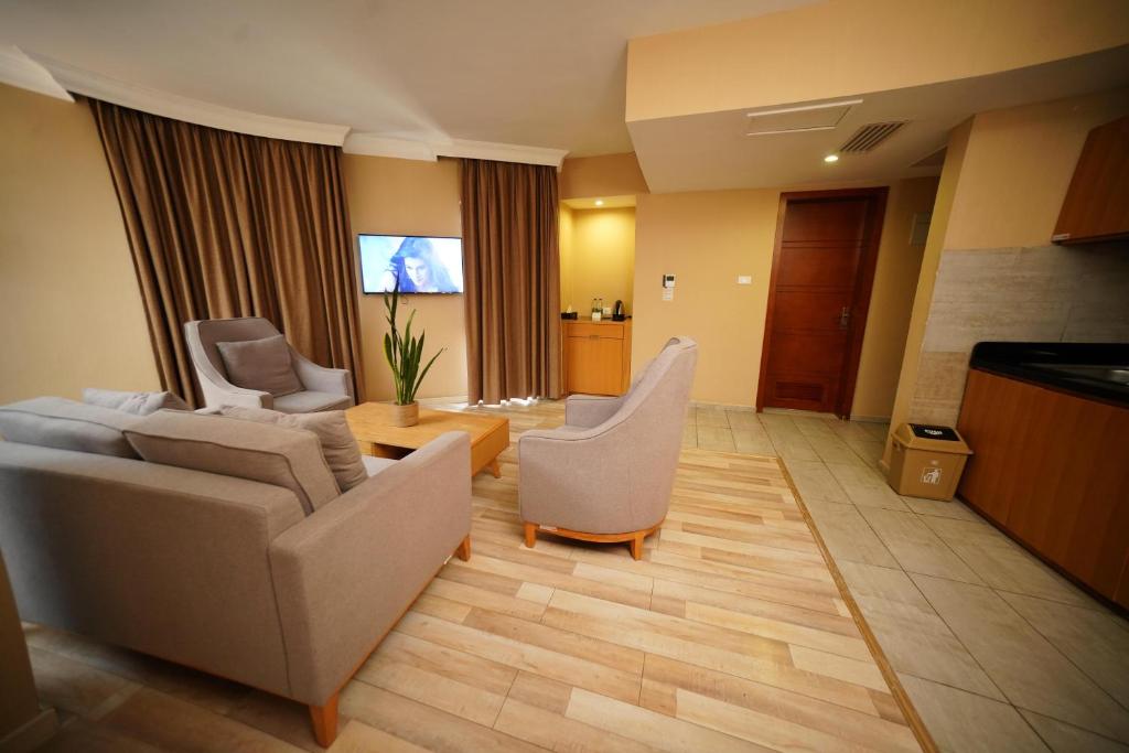 Best Price on Mado Hotel in Addis Ababa + Reviews!