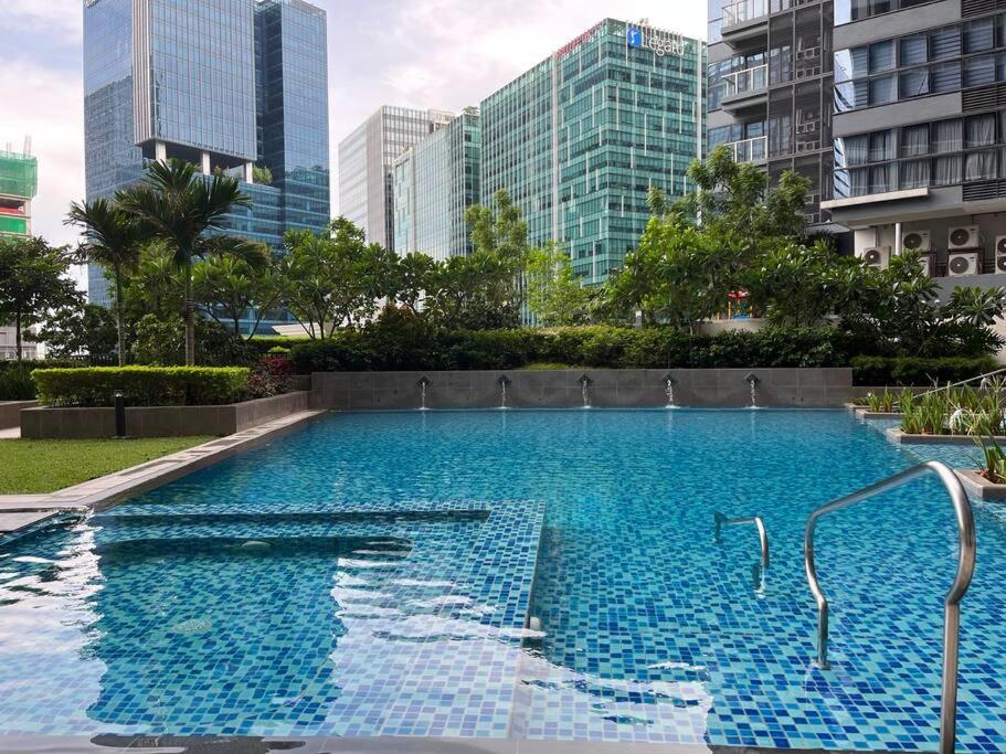 BGC Uptown Mall Suite Entire apartment (Manila) - Deals, Photos & Reviews