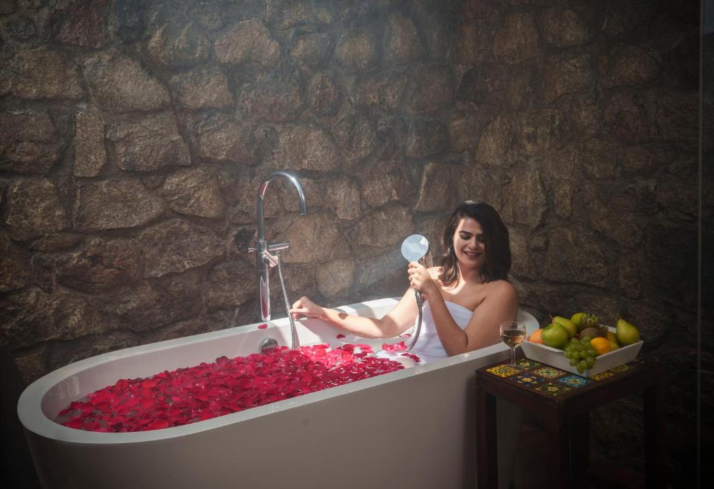 From $11 - 31st December Farms And Estates Munnar, Santhanpara