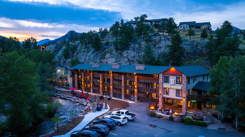 Silver Moon Inn, Estes Park (CO) | 2024 Updated Prices, Deals