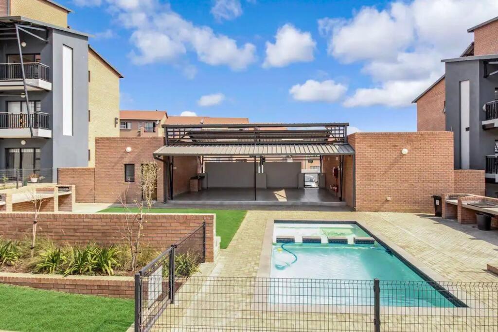 The Place @ Mall of Africa, Midrand up to 20% OFF - Book Now