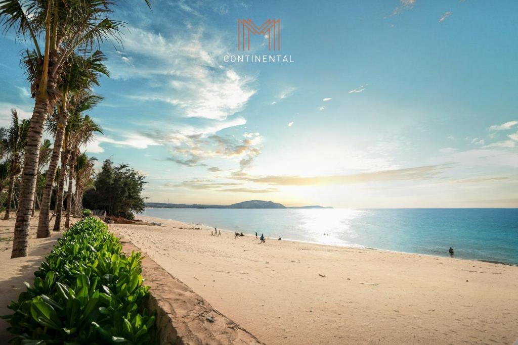 M Continental by Mandala Mui Ne Hotel (Phan Thiet) - Deals, Photos ...