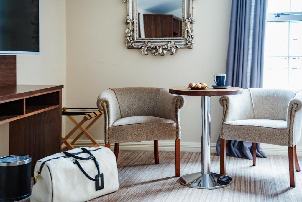 Best Price on The Wyatt Hotel in Westport + Reviews!