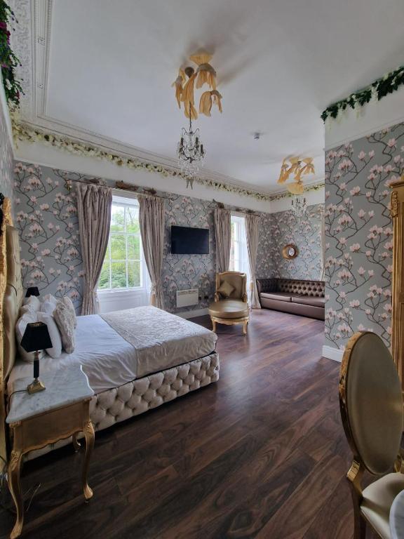 Best Price on RainHill Hall Hotel in Rainhill + Reviews!