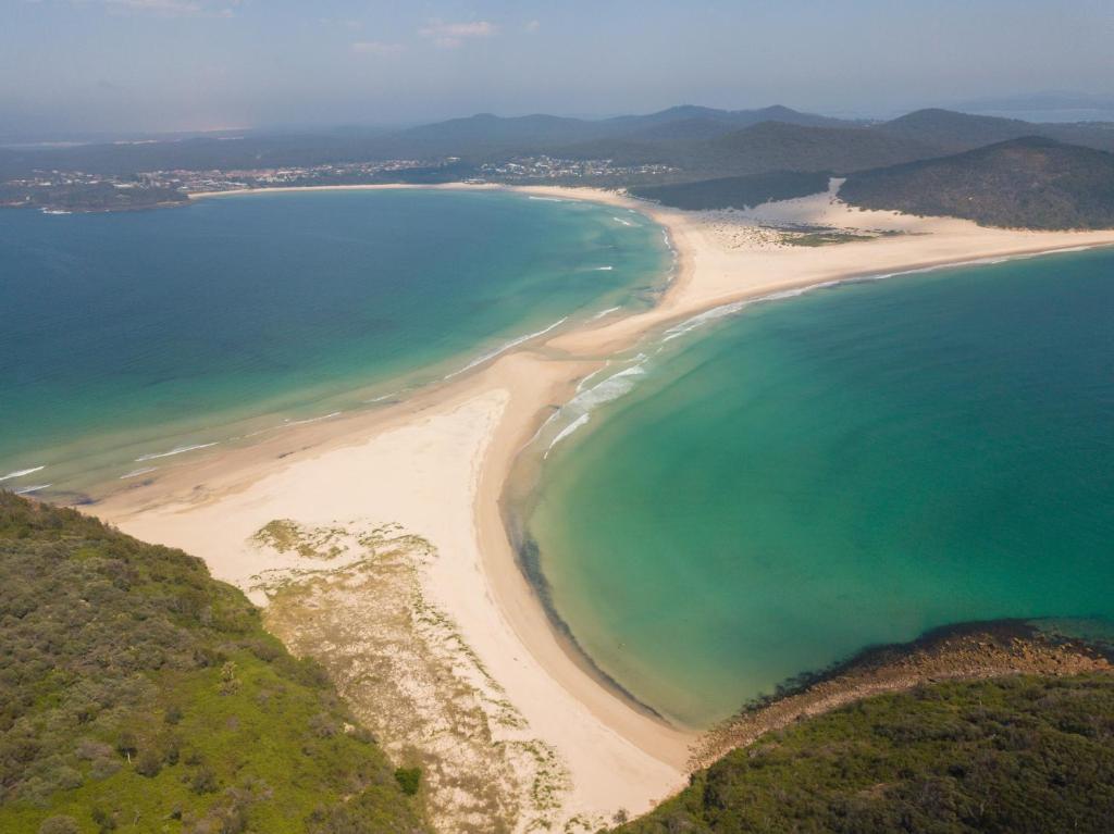 Samurai Beach Bungalows - Port Stephens YHA, Port Stephens | 2024 ...