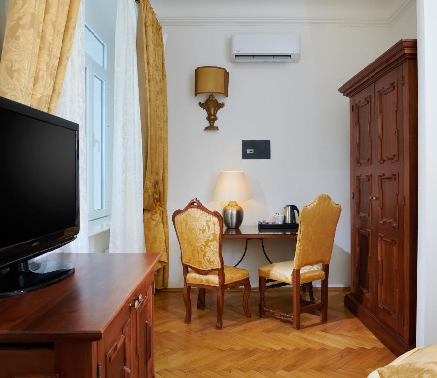 Charles Bridge Palace Hotel, Prague | 2024 Updated Prices, Deals