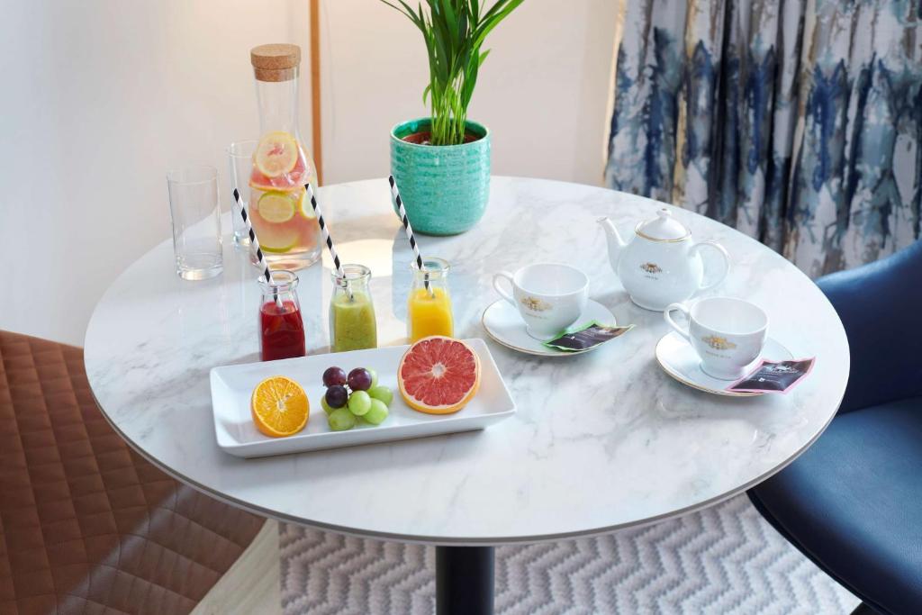 Hilton Cobham, London | 2024 Updated Prices, Deals