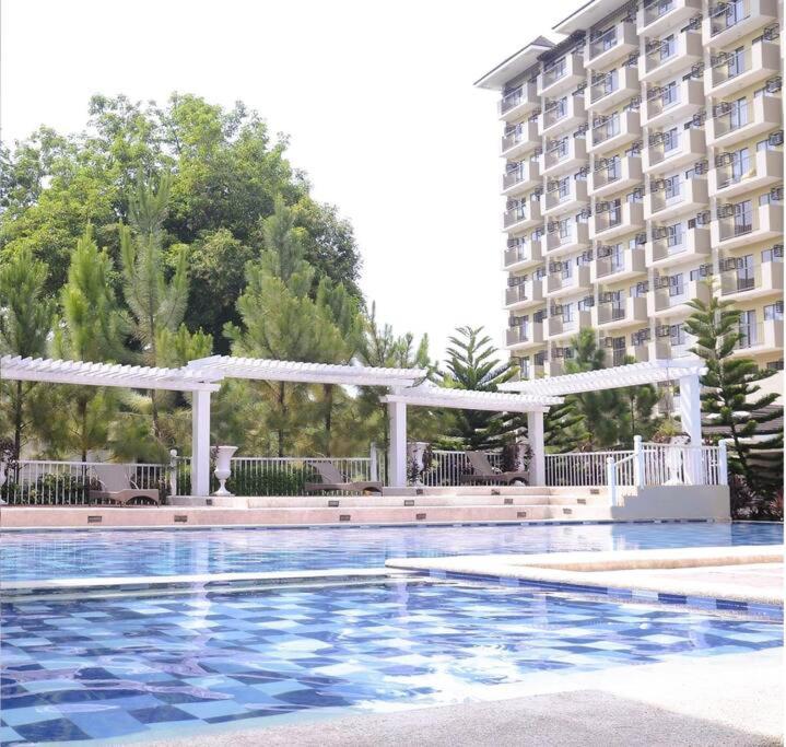 Exclusive Deal 3 bedrooms Accommodation for Up to in the heart of Davao ...