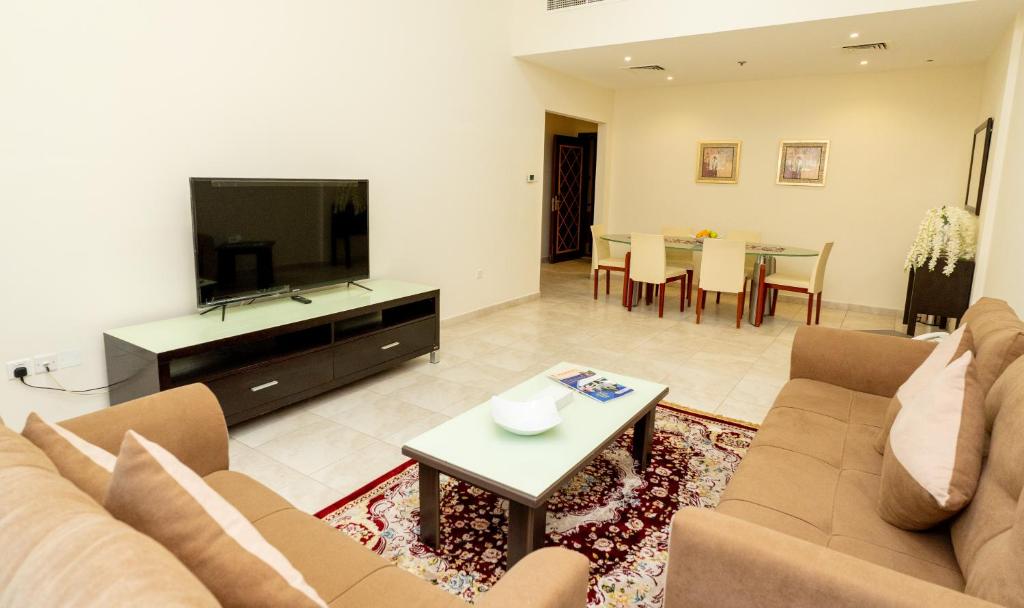 Al Raya Hotel Apartment, Dubai | 2024 Updated Prices, Deals