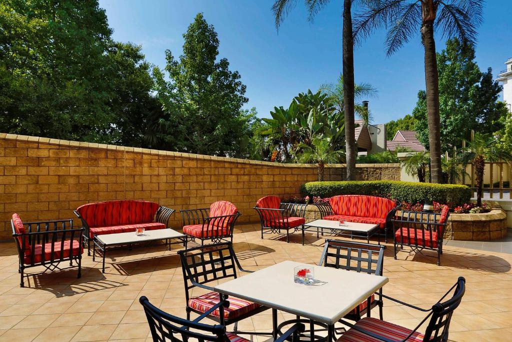 Hilton Sandton Hotel, Johannesburg | 2024 Updated Prices, Deals
