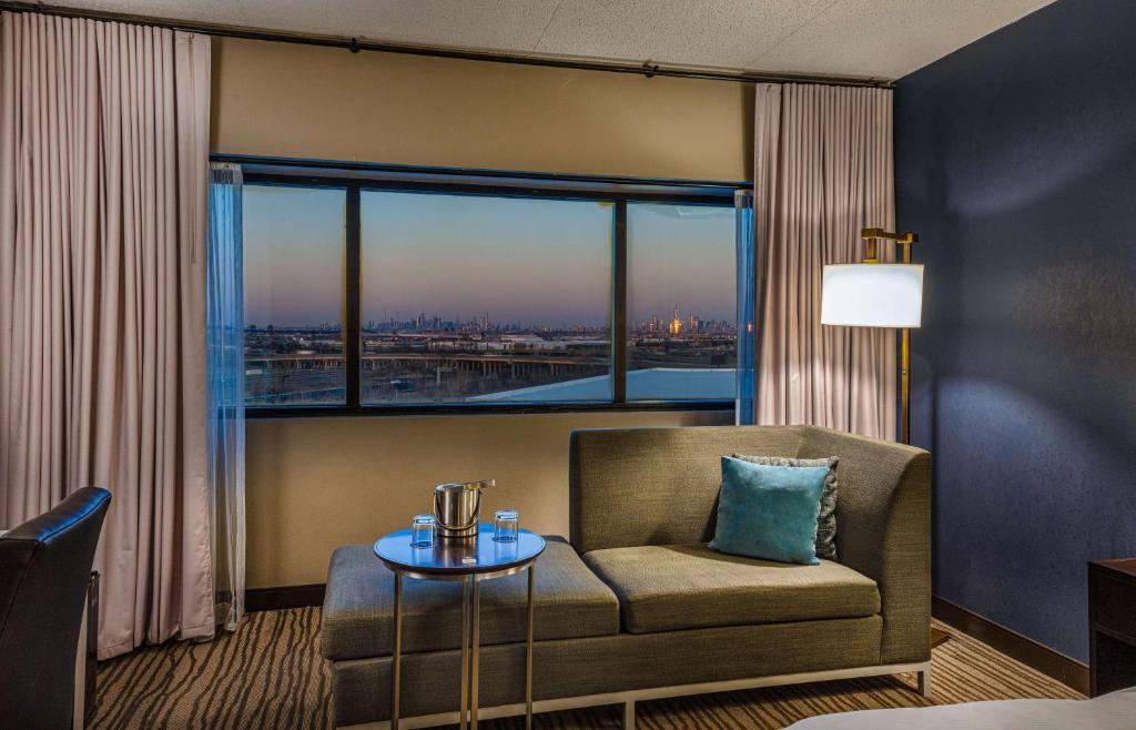 DoubleTree by Hilton Hotel Newark Airport, Newark (NJ) | 2025 Updated ...