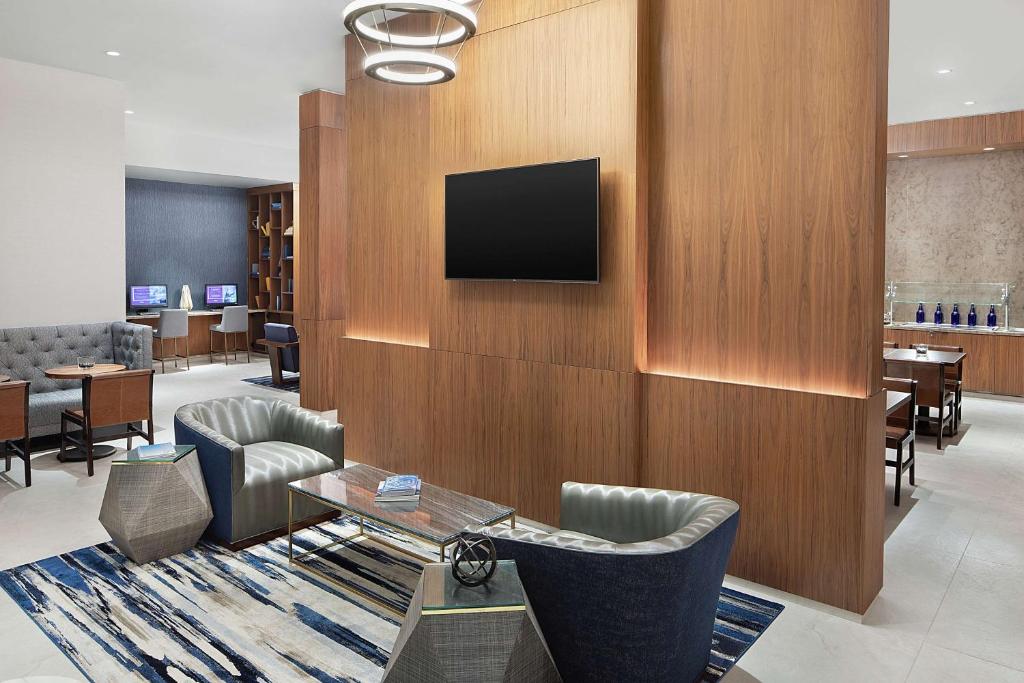 Doubletree by Hilton Newark Airport Hotel, Newark (NJ) | 2024 Updated ...