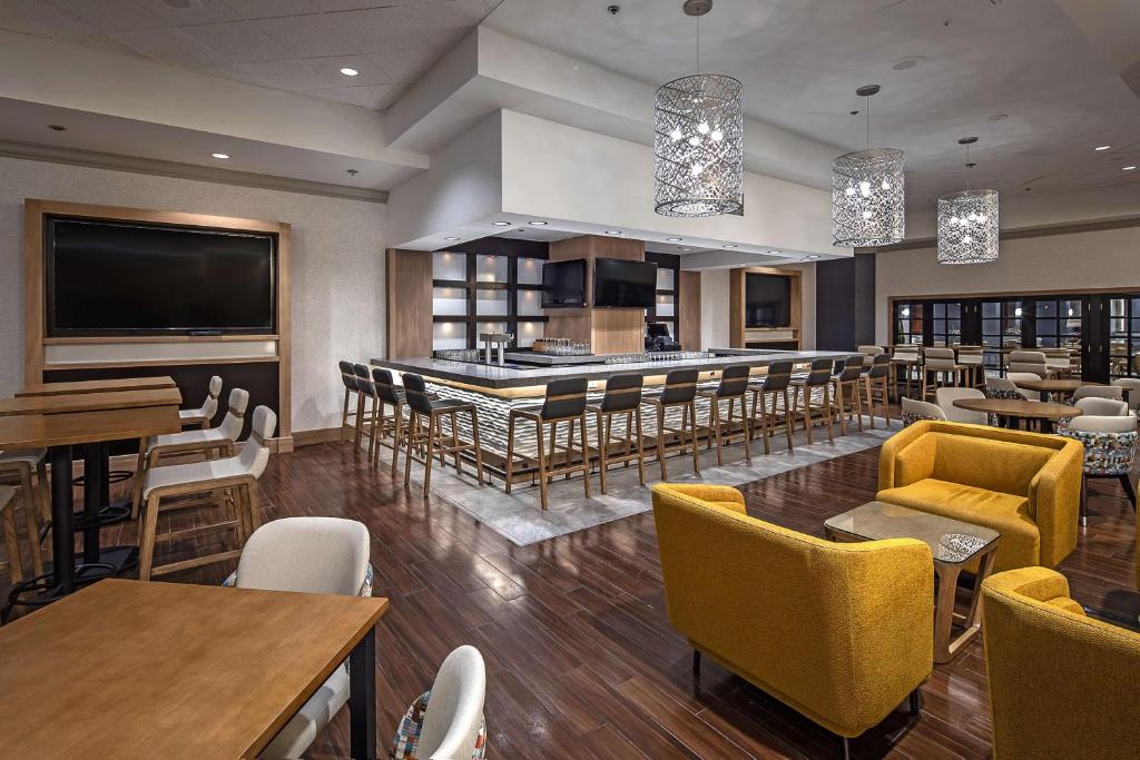 DoubleTree by Hilton Modesto, Modesto (CA) | 2024 Updated Prices, Deals