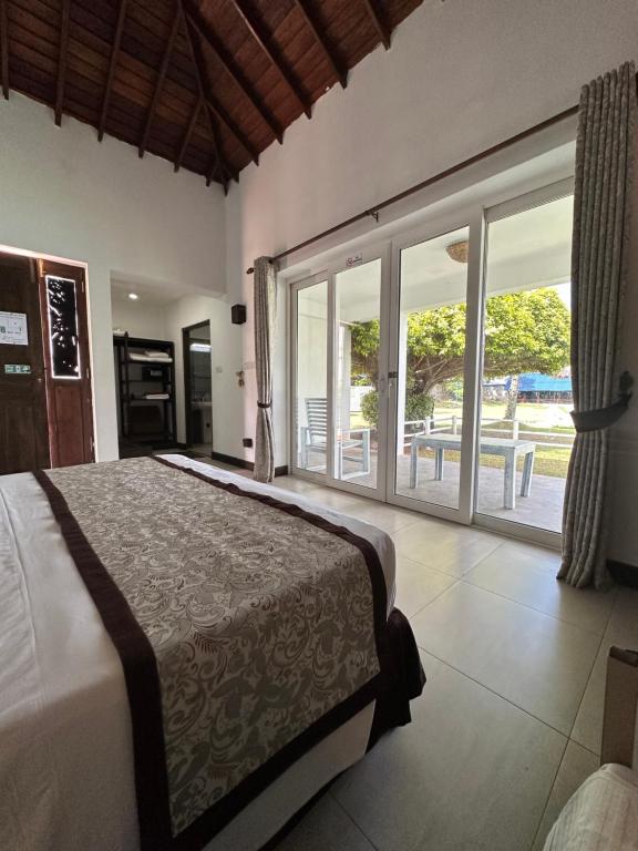 Amaluna Resort, Negombo | 2025 Updated Prices, Deals