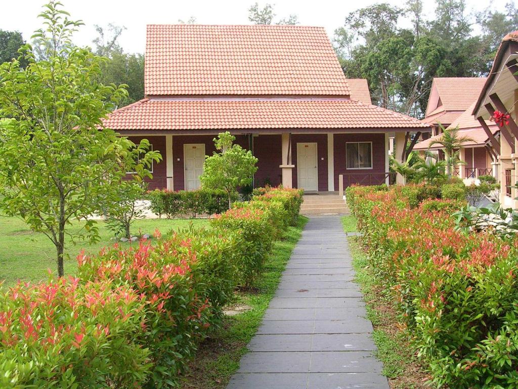 Rompin Beach Resorts - Rompin - book your hotel with ViaMichelin