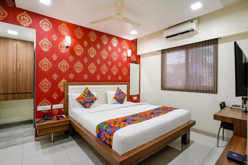 The Monarch at MIDC Rabale, Navi Mumbai PAP P 352 TO PAR, 362, MIDC ...