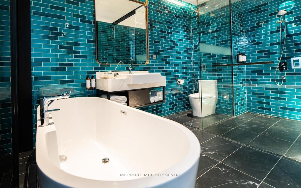 Mercure Miri City Centre Hotel - Deals, Photos & Reviews