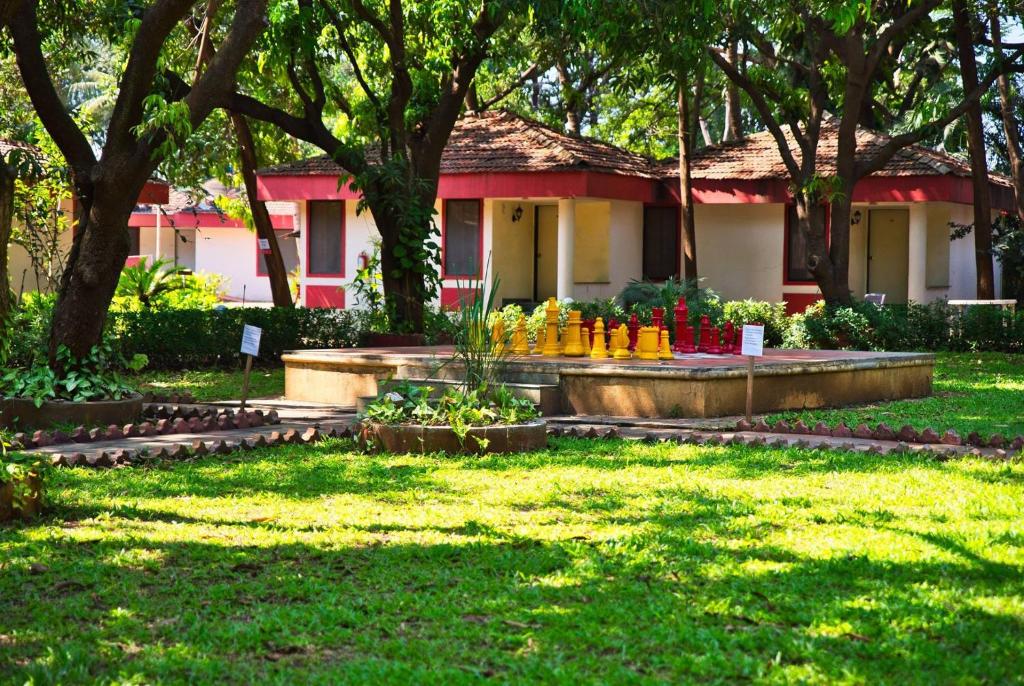 Srushti Farms Resort | Vasind 2025 UPDATED DEALS FROM ₹5200, HD Photos ...