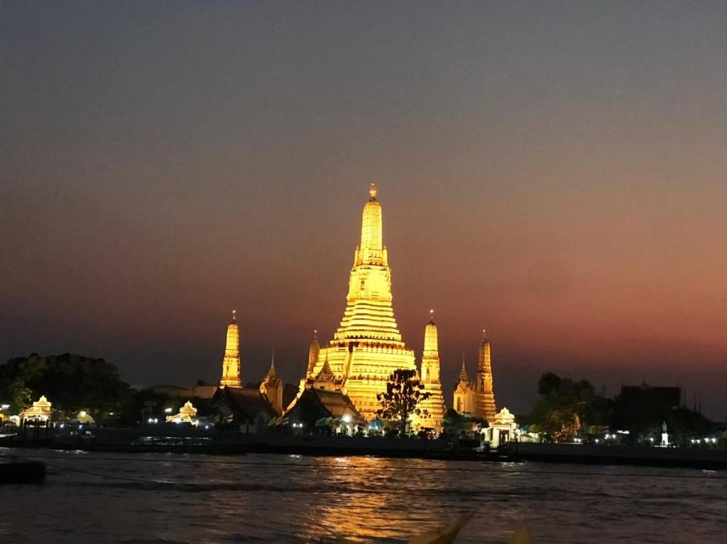 Arun Residence, Bangkok | 2024 Updated Prices, Deals