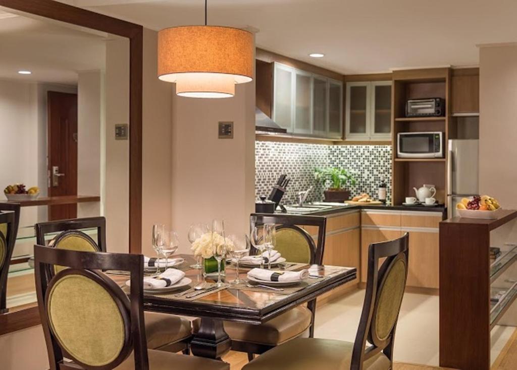 Discovery Suites Hotel, Manila | 2023 Updated Prices, Deals