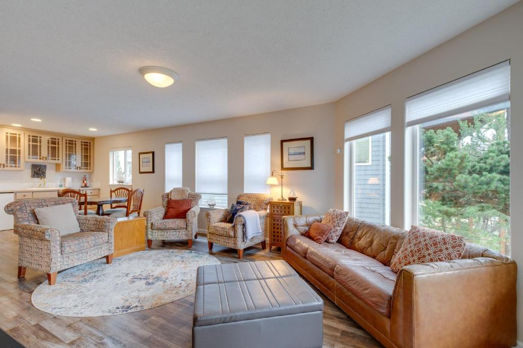 Oceanside Beach Home with 180-Degree Views, OR from $81