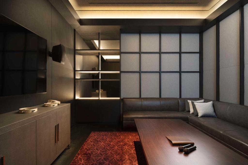 Park Hyatt Niseko Hanazono Hotel - Deals, Photos & Reviews