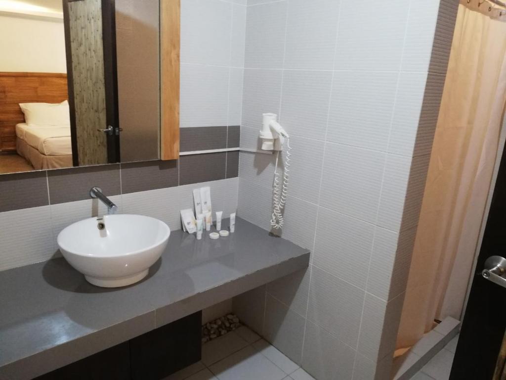 Acuaverde Beach Resort & Hotel Inc., Batangas | 2024 Updated Prices, Deals