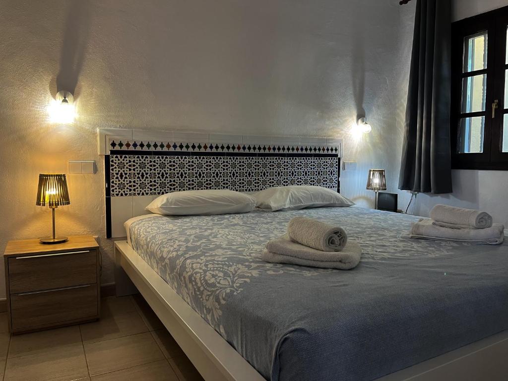 Best Price on Amazing Apartment Altamar 2 in Gran Canaria + Reviews!