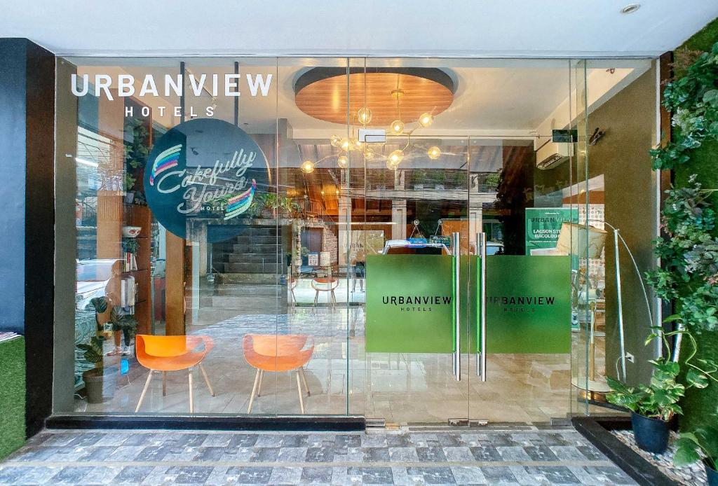 UrbanView @ Lacson Street Bacolod City by RedDoorz Hotel (Bacolod ...