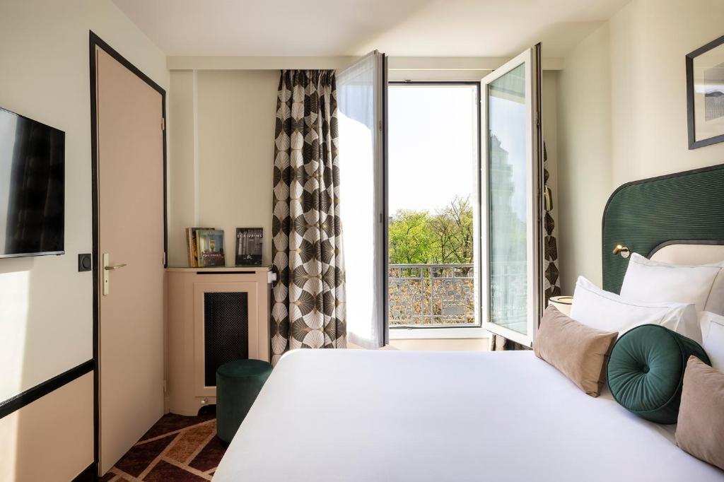 Hôtel Aiglon (Hotel Aiglon) à Paris à partir de
