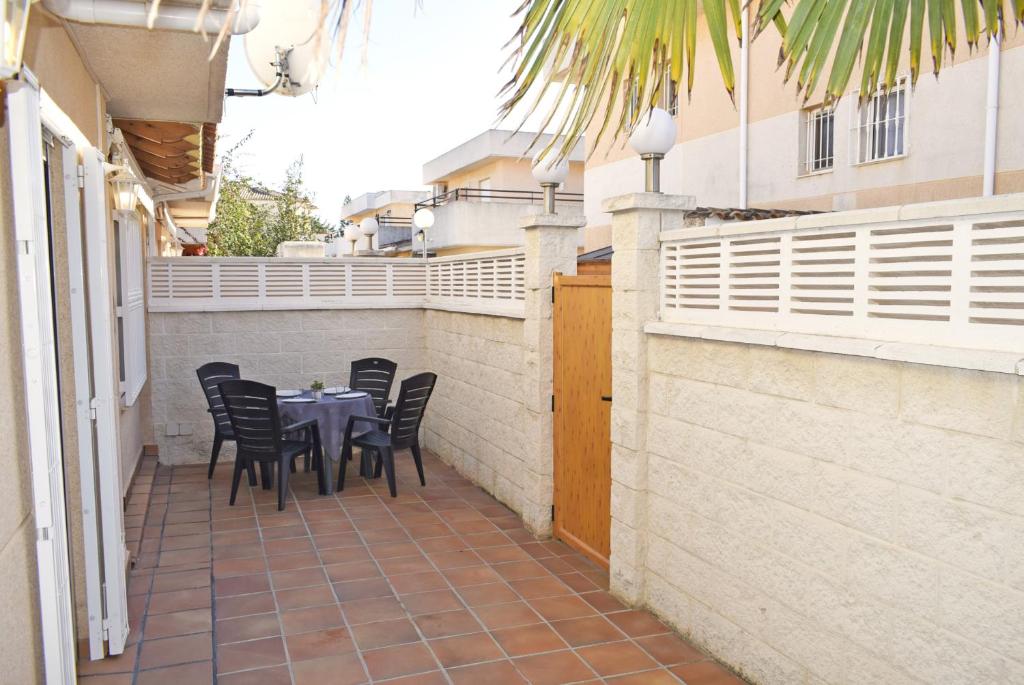 Anacasa Denimar Les Marines PB2107, Denia up to 32% OFF - Book Now