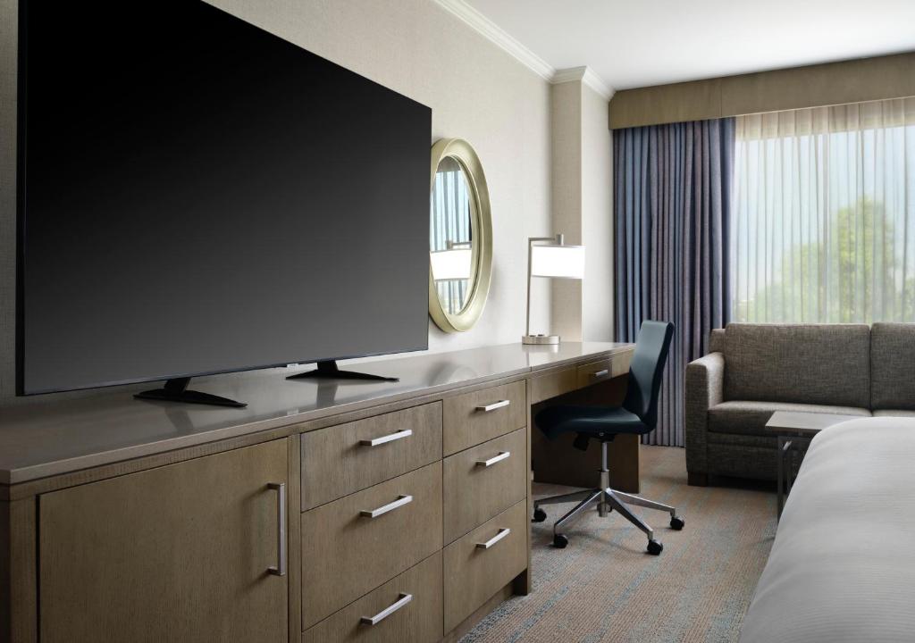 DoubleTree Irvine Spectrum Hotel, Irvine (CA) | 2024 Updated Prices, Deals