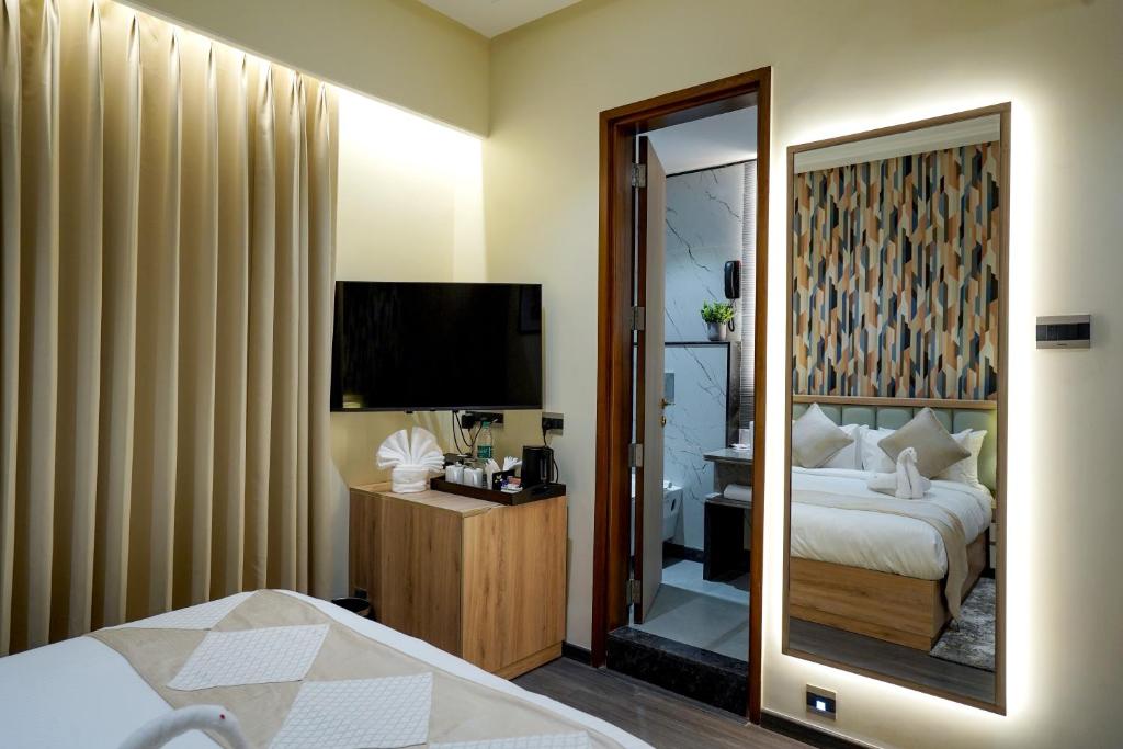 M2 Square by Monday Premium, Nagpur up to 32% OFF - Book Now