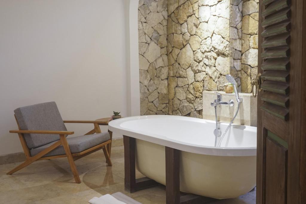 Motama Villa, Bali | 2024 Updated Prices, Deals